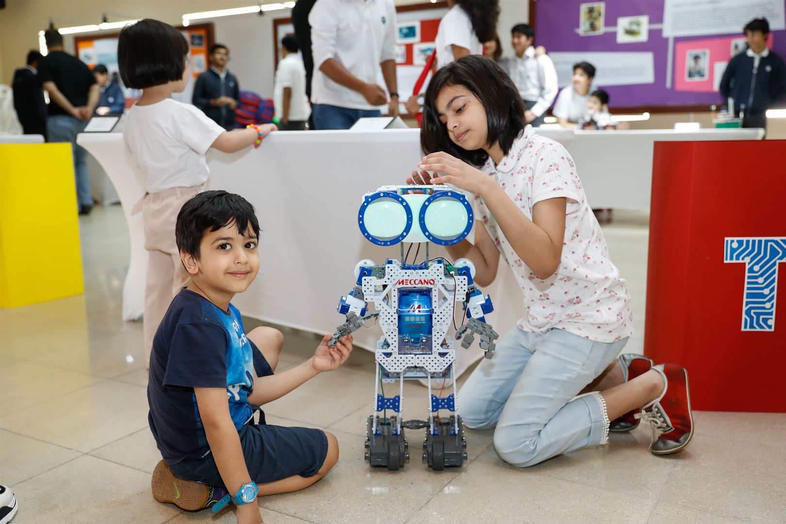 Science Exhibits Schools
